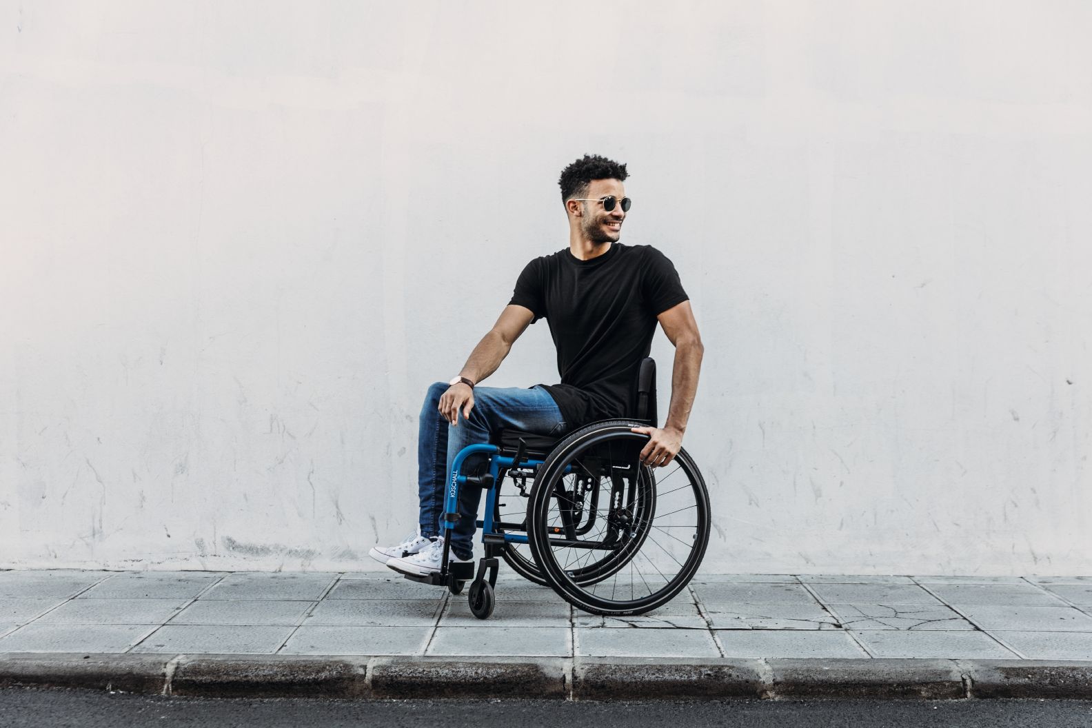 Küschall Compact attract Aktivrollstuhl - Invacare Germany